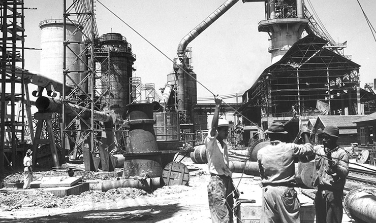 Memorial da Democracia - Plano Siderúrgico Nacional cria a CSN